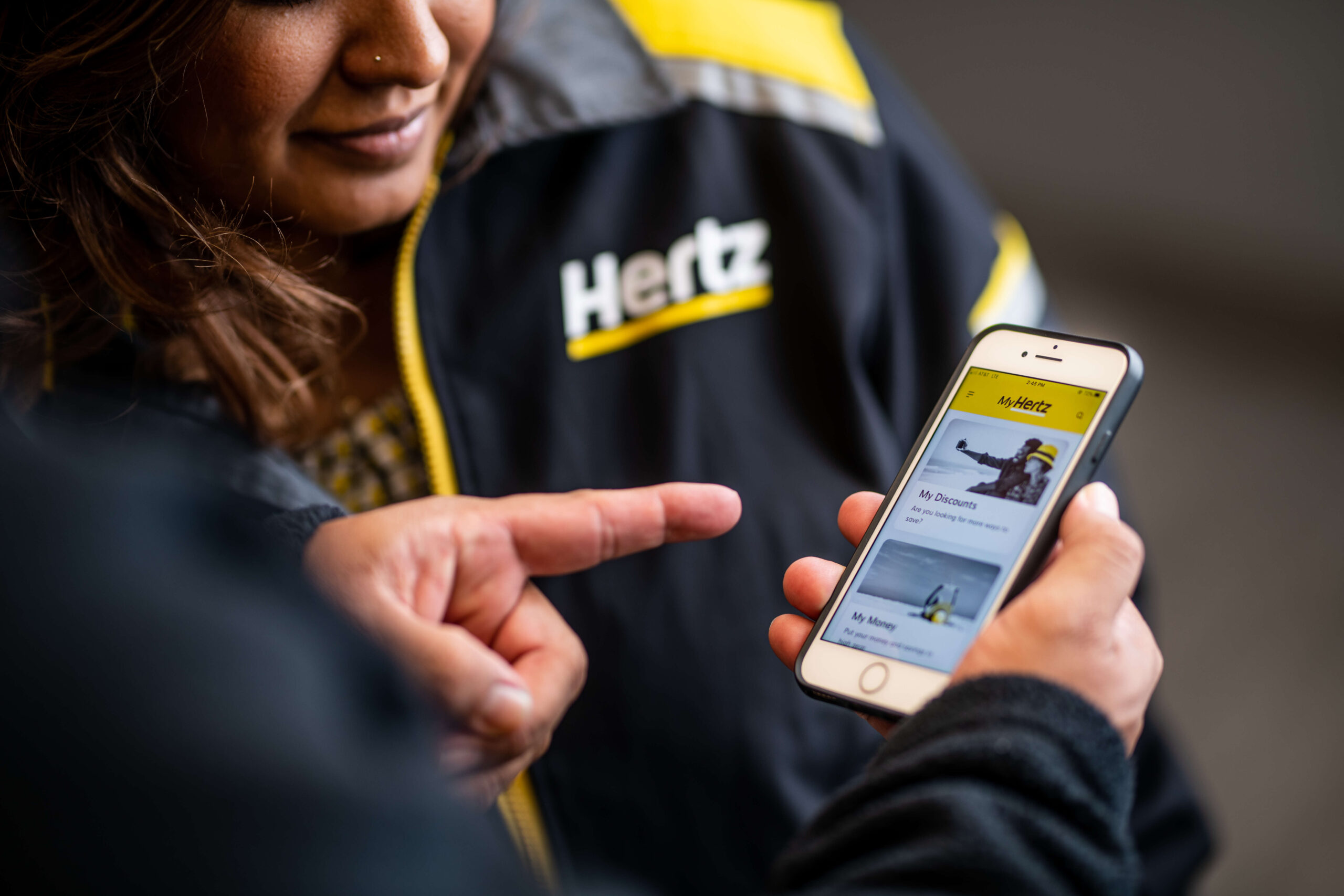 Hertz Italia chooses Targa Telematics’ Smart Vehicle Protector service ...